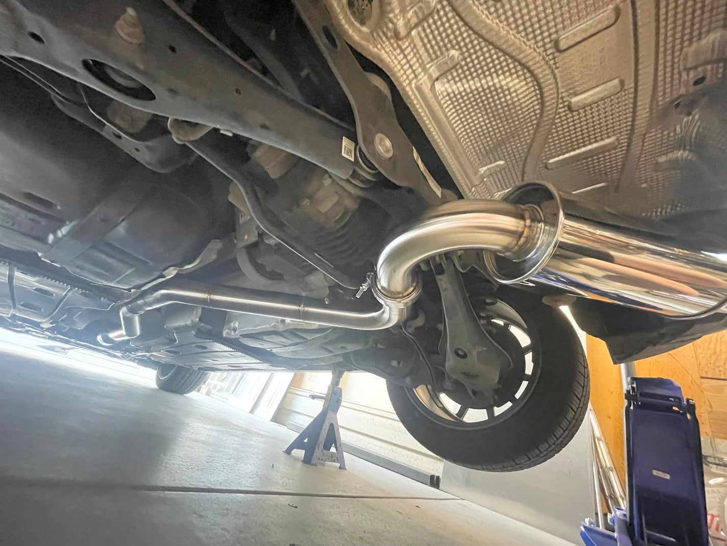 CCdesign MK7/7.5 VW Golf R 3" Single Exit Catback Exhaust (Passenger S ...