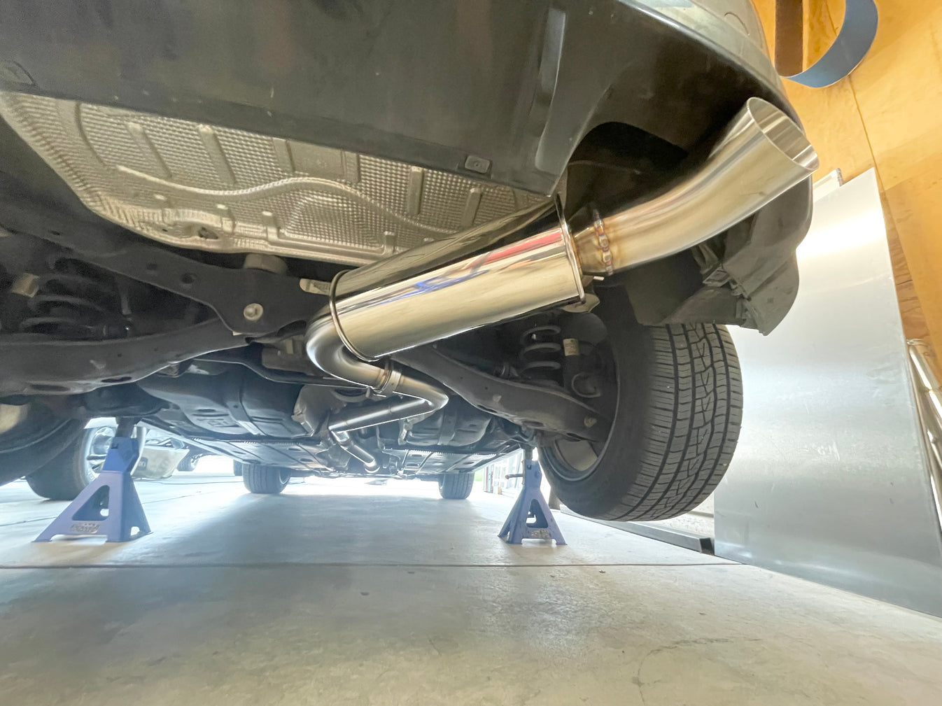 CCdesign MK7/7.5 VW Golf R 3" Single Exit Catback Exhaust (Passenger S ...